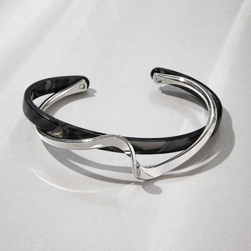 White Shellfish Bracelets Board Bend Metal Bangles Womens Hand ...