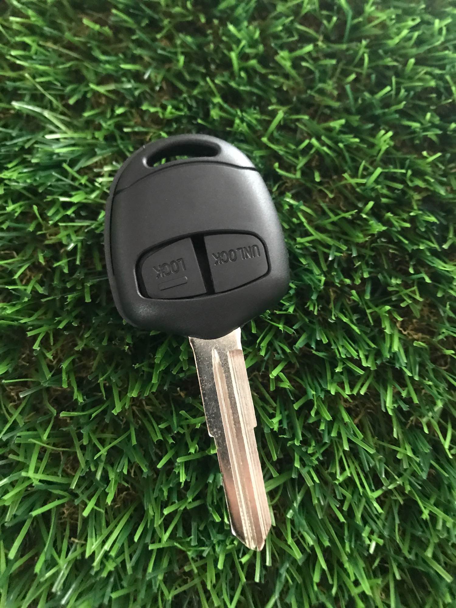 Mitsubishi Montero Key Shell Housing | Daraz.lk