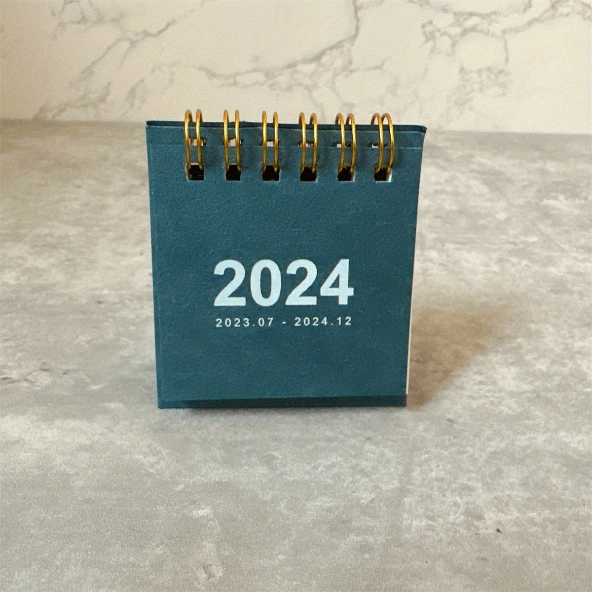 2024-2025 Retro Simple Solid Color Desk Calendar Desktop Paper Mini ...