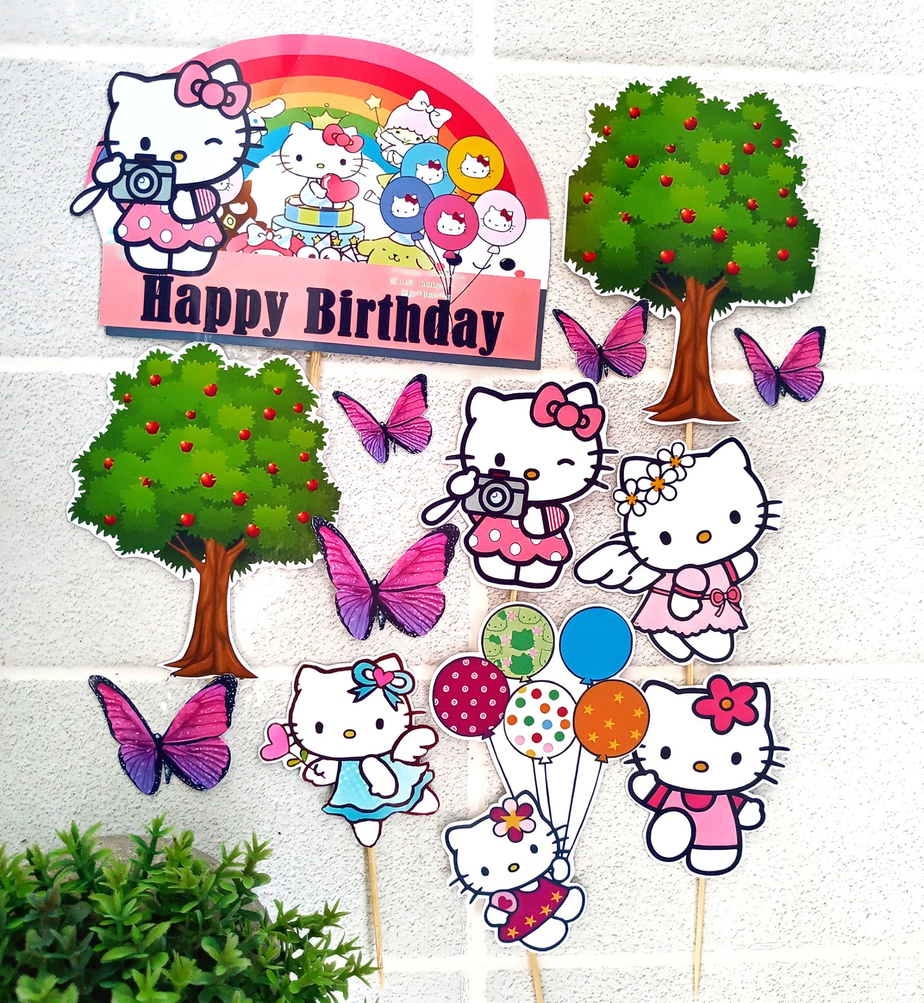 Hello Kitty Theme Printable Picture Cake Topper Pack for To Decorate ...