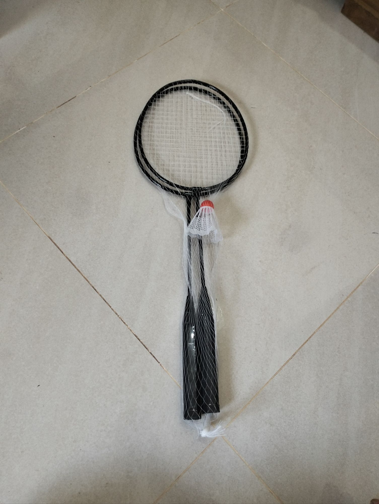 Batminton 2 Racket ( 1 Shuttlecock ) | Daraz.lk